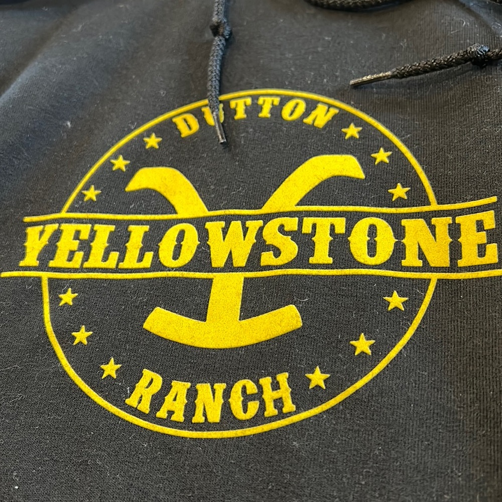 Yellowstone Dutton Ranch Black Logo Sweatshirt - Gem